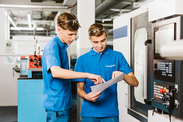 Apprenticeships at the Seon site | Plansee