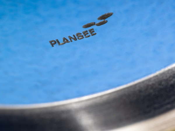 Molybdenum sputtering targets/rotary targets | Plansee