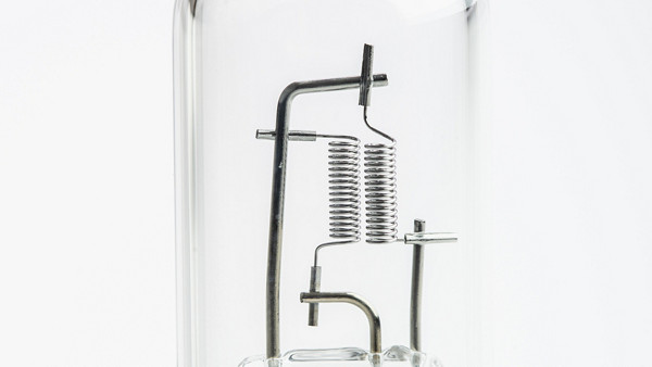 Fils de tungstène pour filaments | Plansee