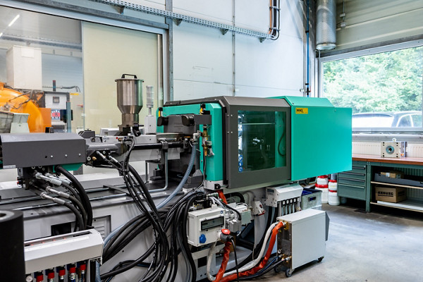 Metal injection molding (MIM) | Plansee